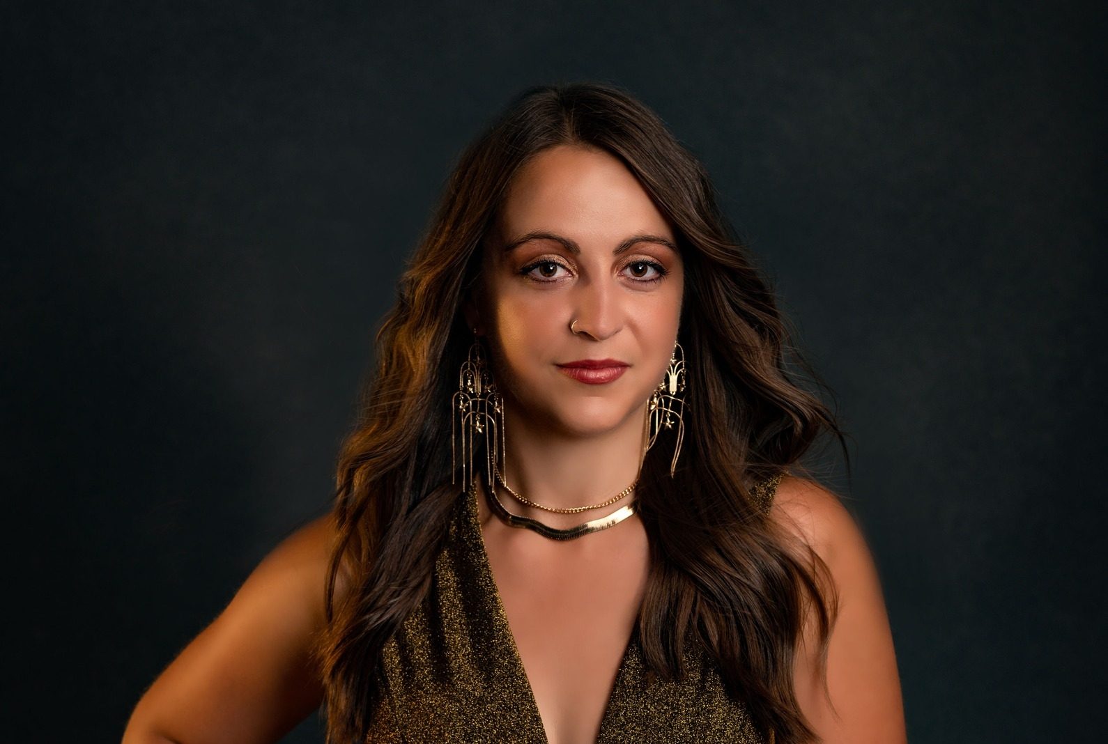 Découvrez Flora Luna, une artiste extraordinaire - Playlist Music Radio