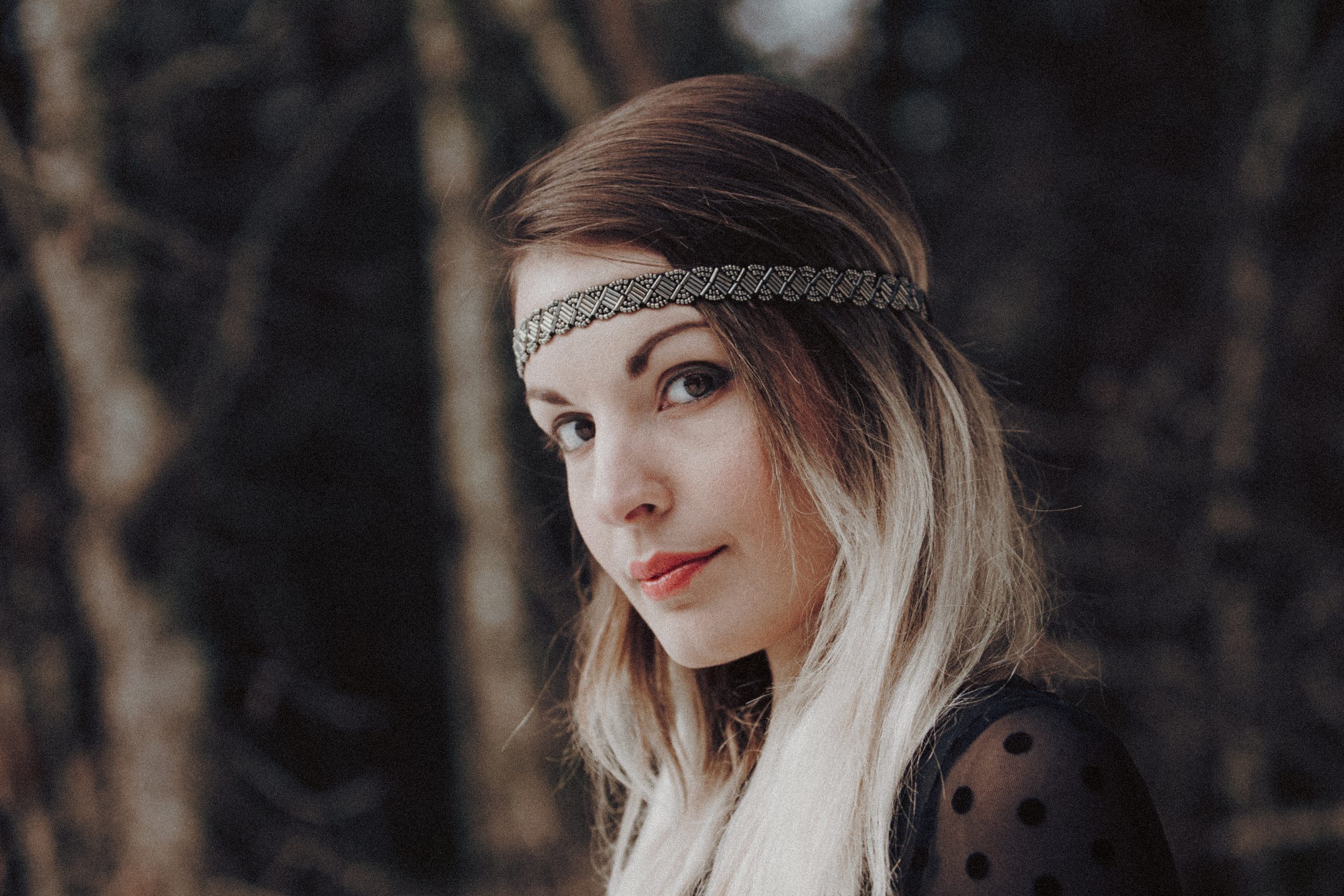 Edel : une artiste pleine de poésie - Playlist Music Radio